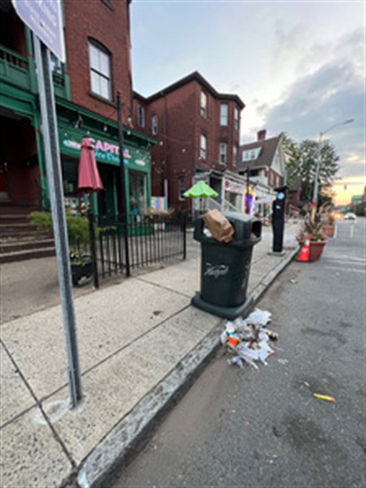 Request Service for Public Trash Can – City of Hartford